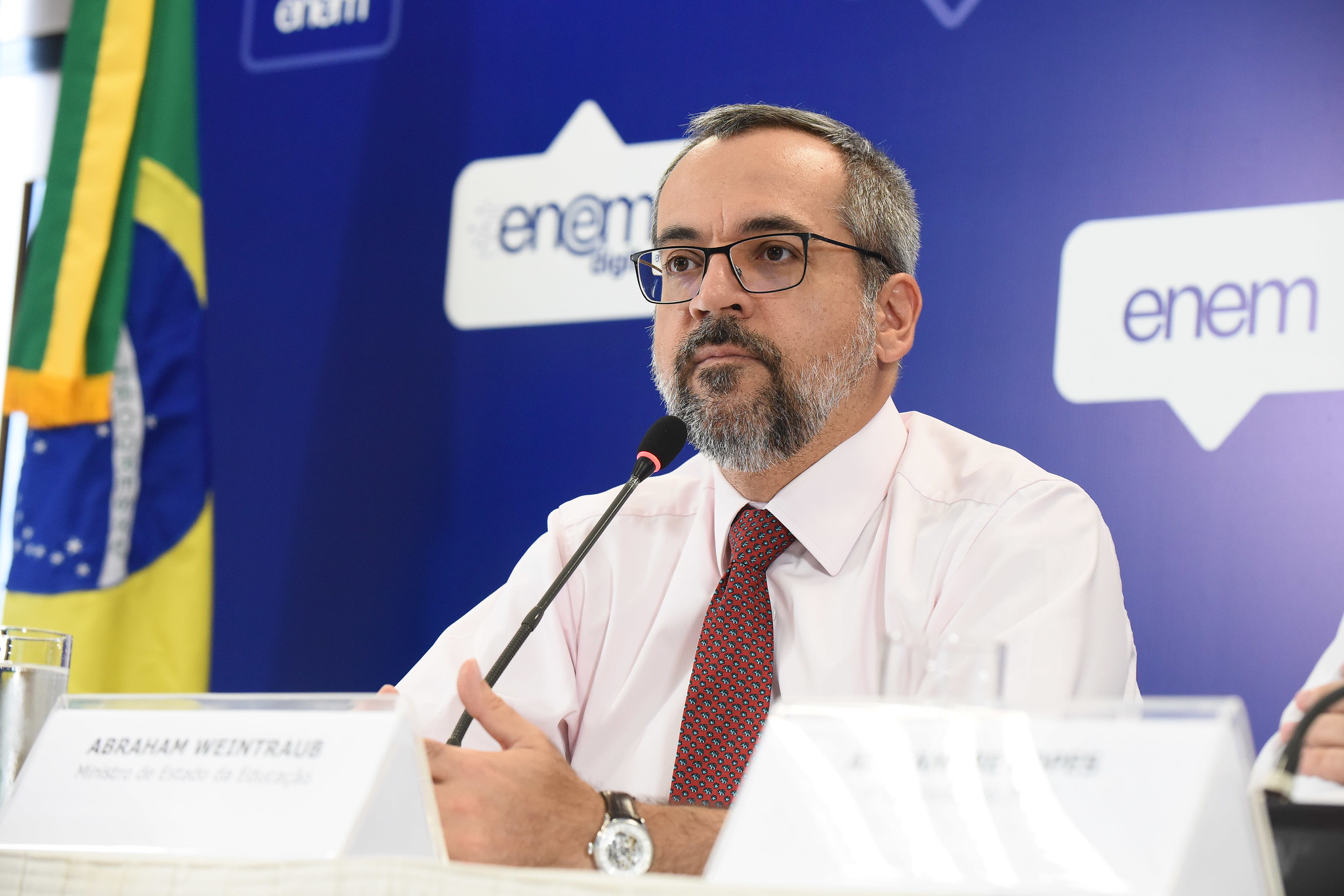 Apesar do MEC, educação avançou um pouco no Brasil, diz relatório ...